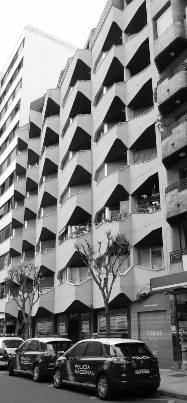 EDIFICIO PICOS | GUÍA ALGORRI GARCÍA ARQUITECTURA DE LEÓN